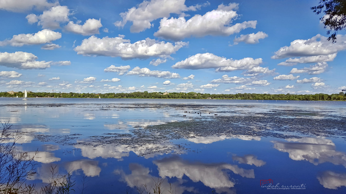 Reflection on Lake Calhoun – indahs: dive, travel & photography