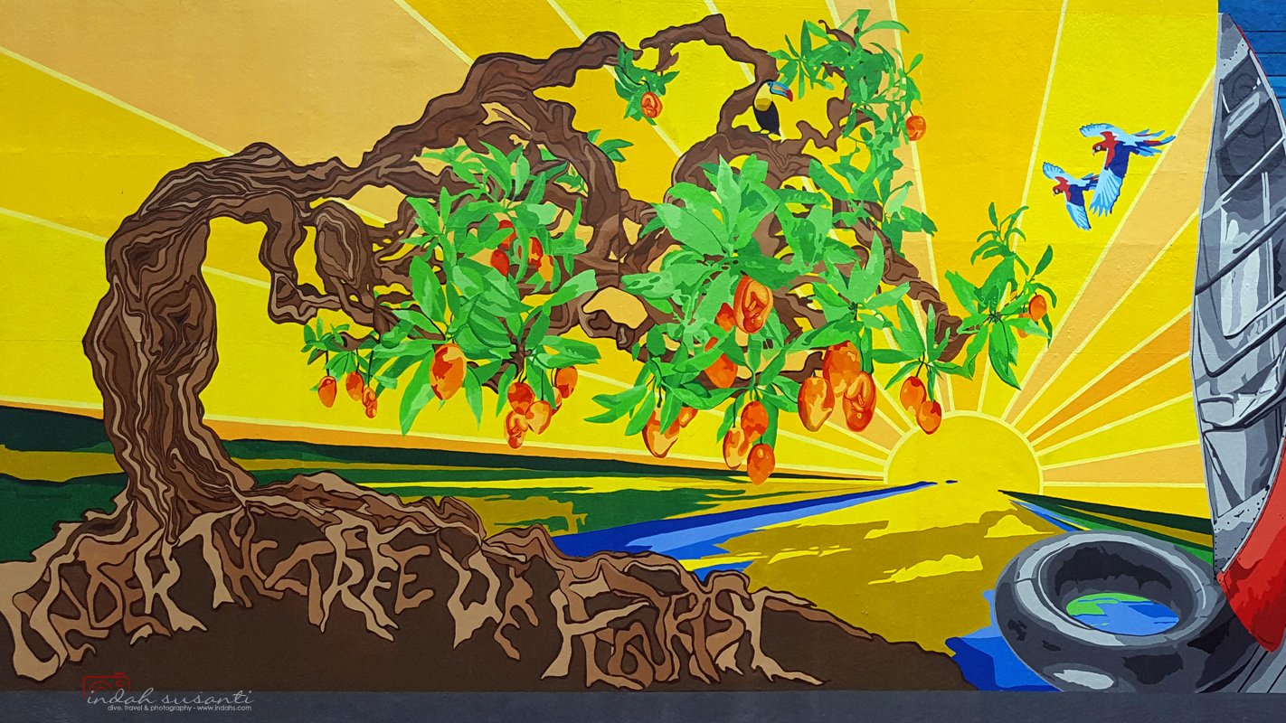 Lively Mural in San Ignacio (Belize) – indahs: dive, travel & photography